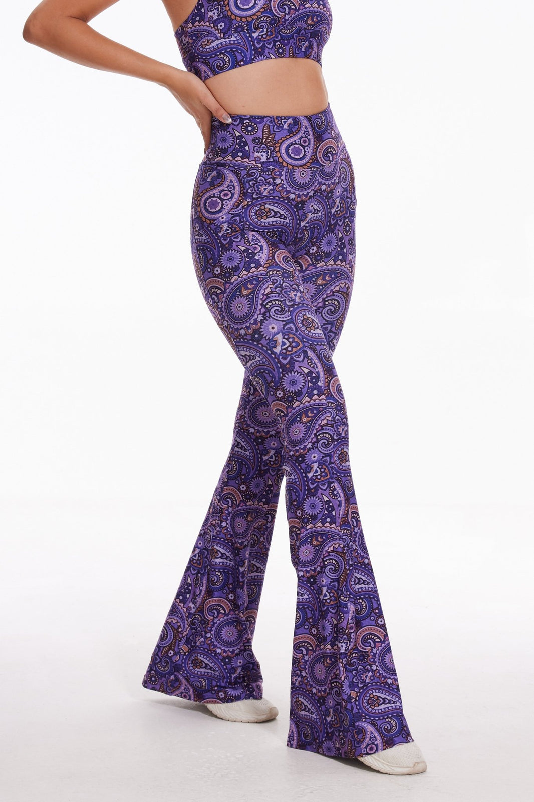 Dark Purple Paisleys High-waisted Flare Leggings